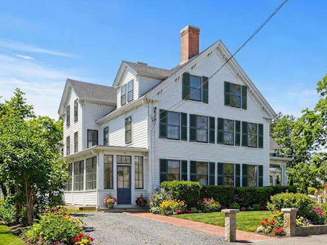 House with garden