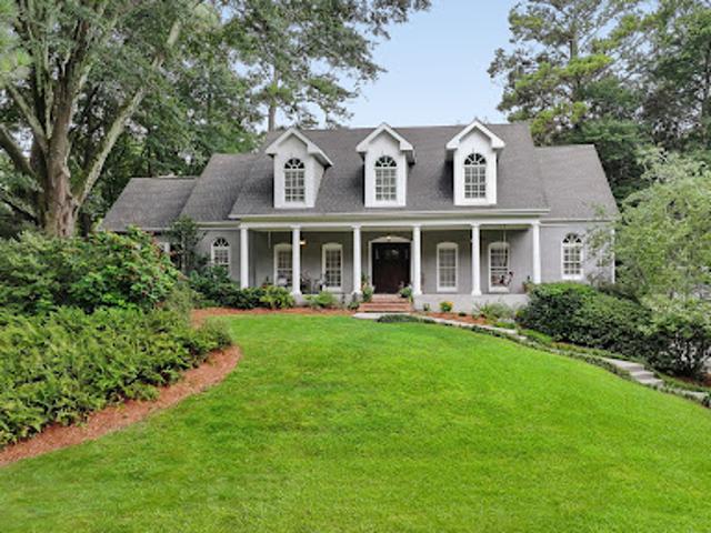 House with garden