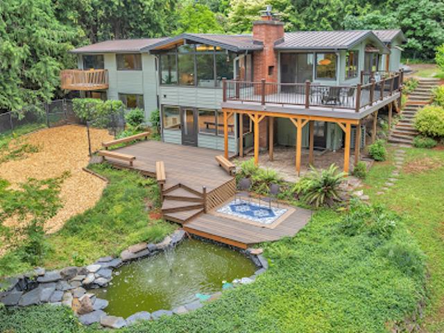 House with garden