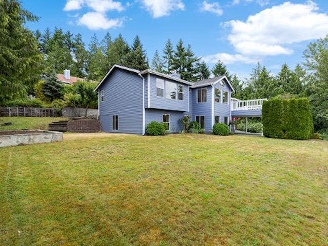 House with garden