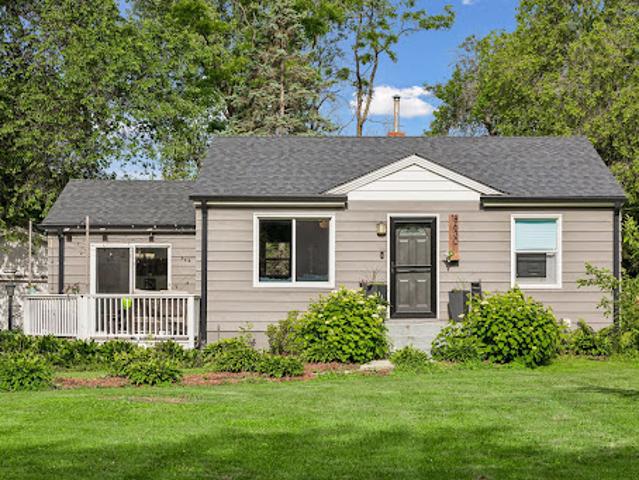 House with garden