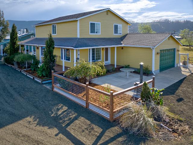 House with garden