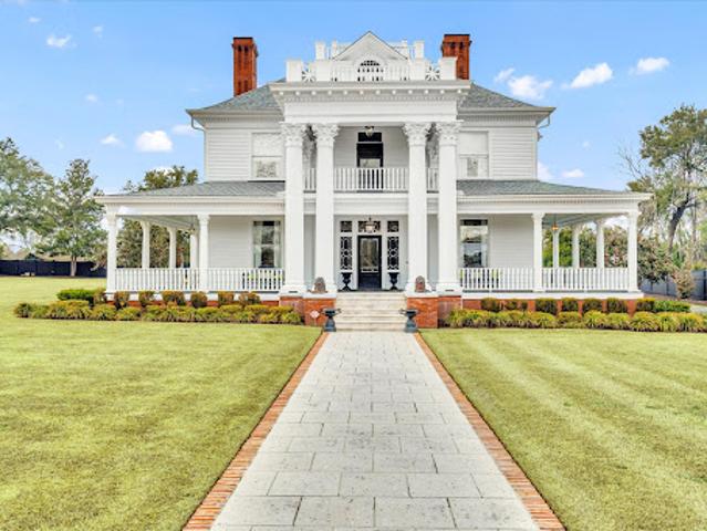 House with garden