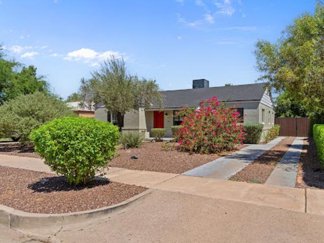 House with garden