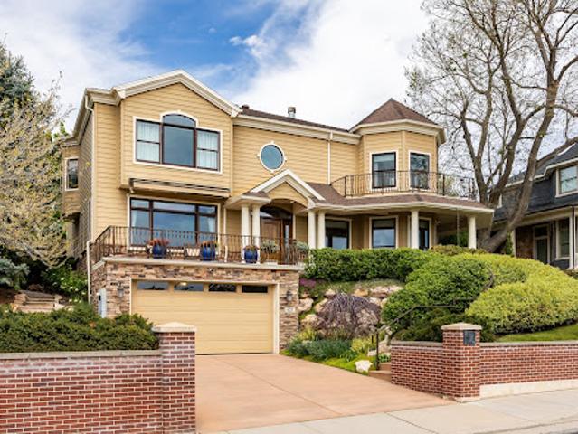 House with garden