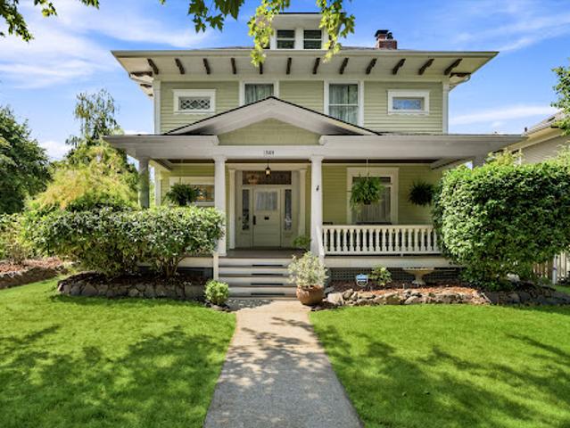 House with garden