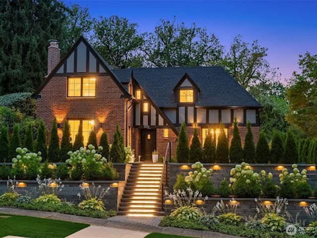 House with garden