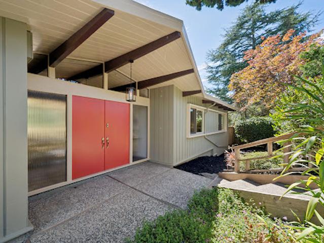 House with garden