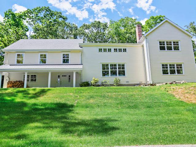House with garden and terrace