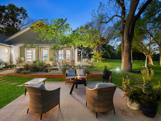 House with garden and terrace