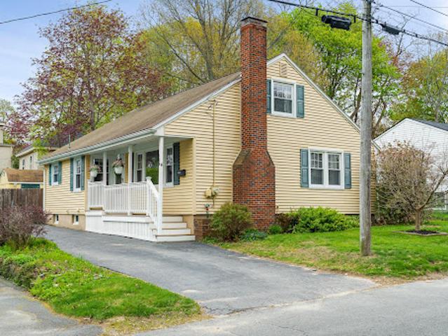 House with garden and terrace