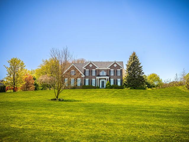 House with garden and terrace