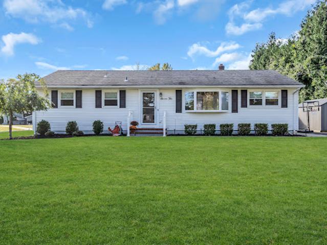 House with garden and terrace