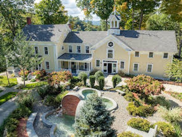House with Garden and Terrace