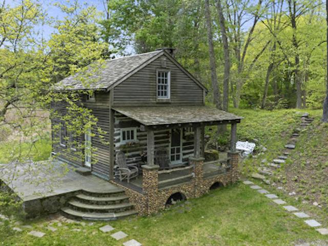 House with garden and terrace