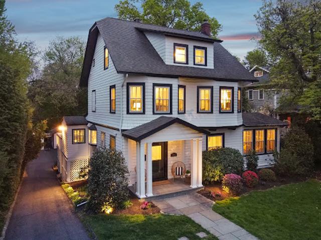 House with garden and terrace