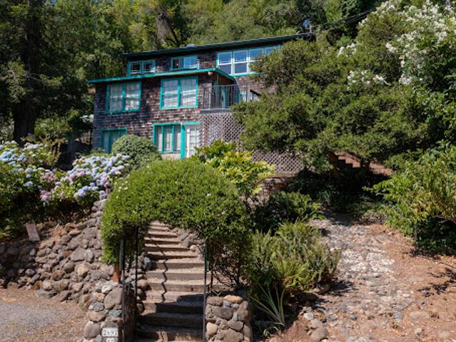 House with garden and terrace