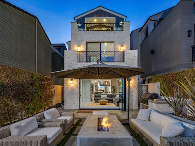 House with garden and terrace