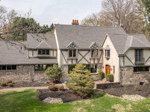 House with garden and terrace