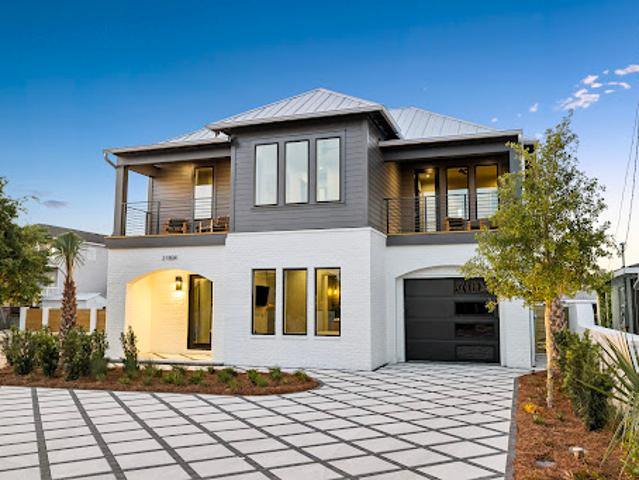 House with garden and terrace