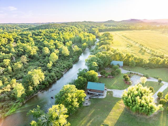 House with garden and terrace