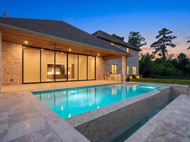 House with pool