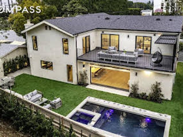 House with Pool