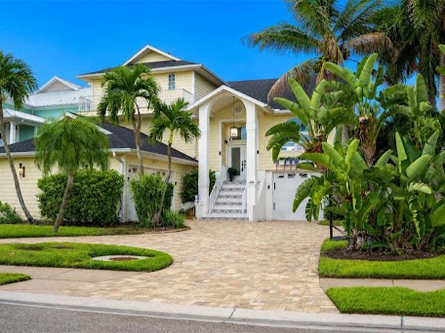 House with pool