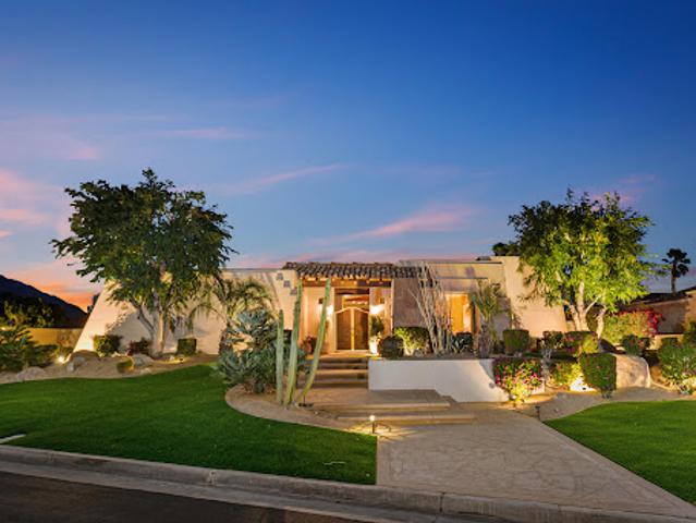 House with pool