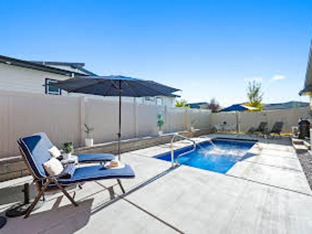 House with Pool