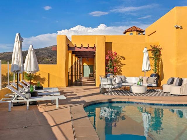 House with pool