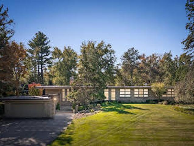 House with Pool