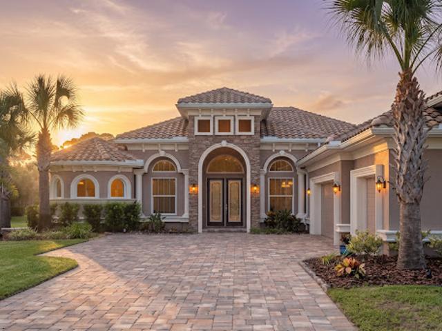 House with pool