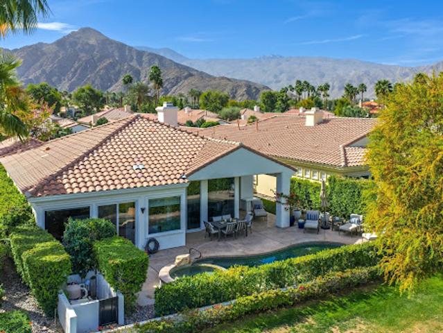 House with pool