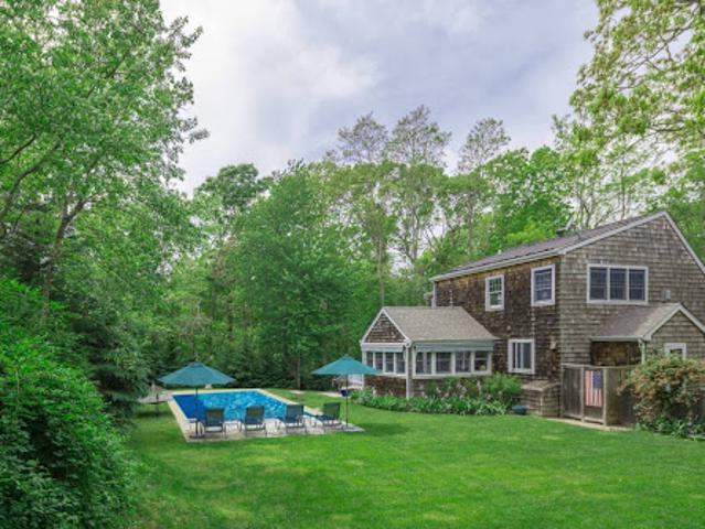 House with pool