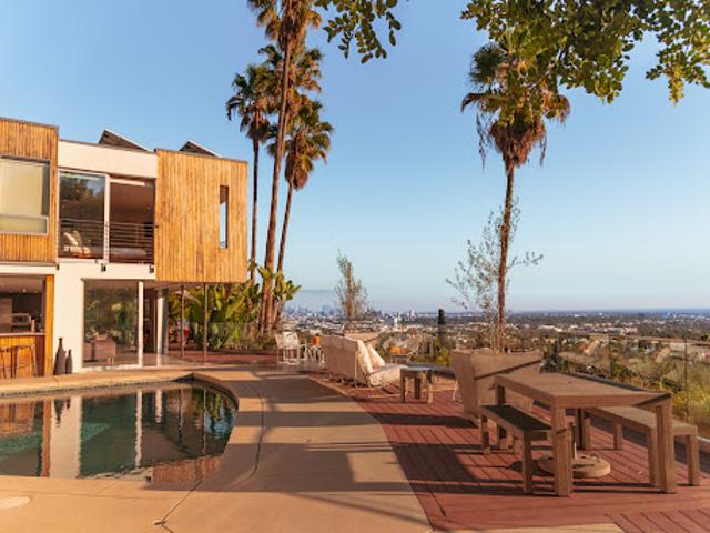 House with pool