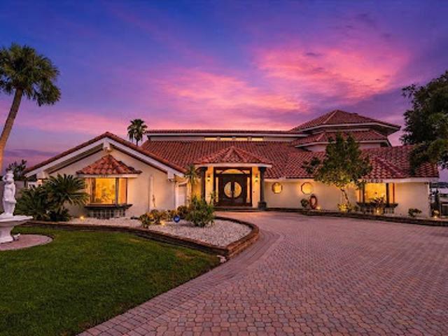 House with pool