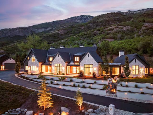 House with pool