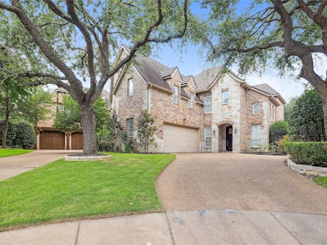 House with pool