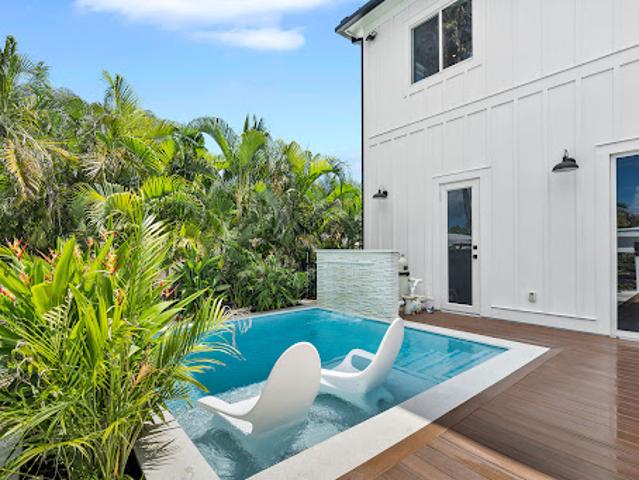 House with pool