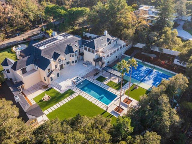 House with pool