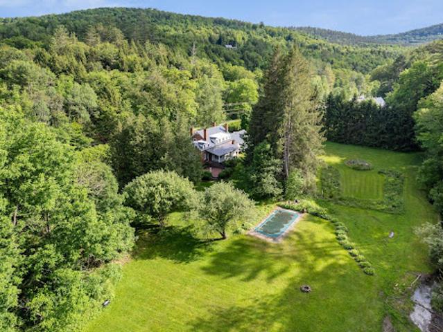 House with pool