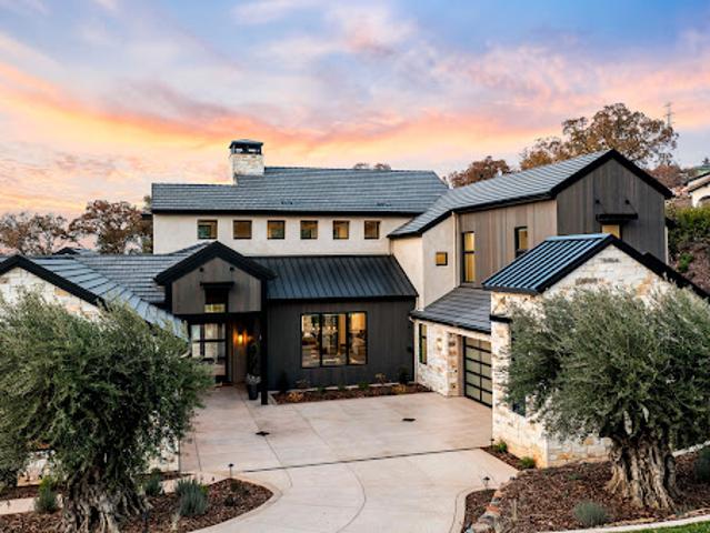 House with pool