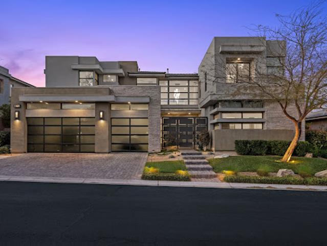 House with pool