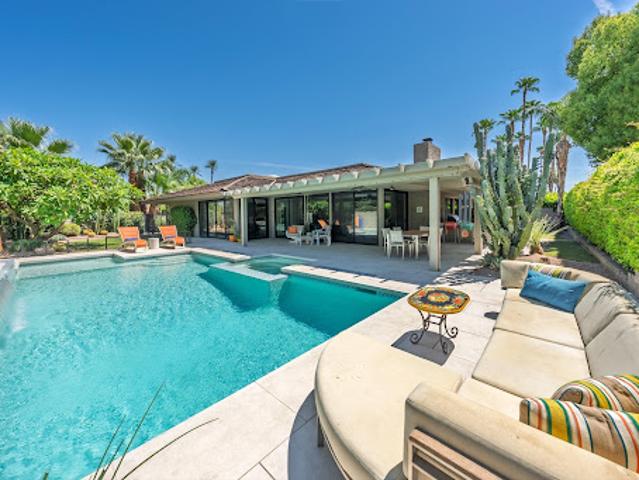 House with pool