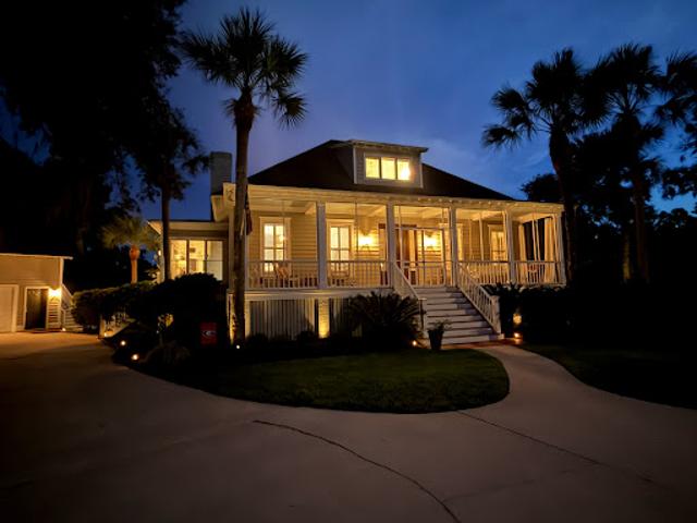 House with pool