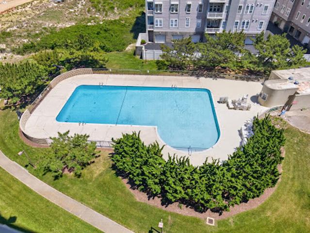 House with pool