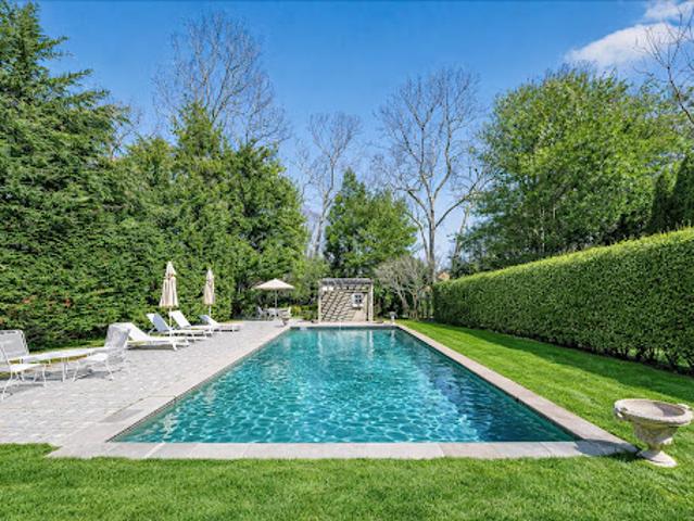 House with pool