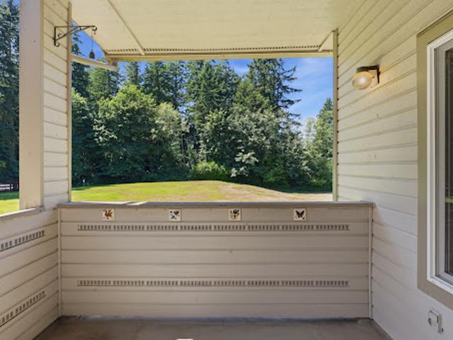 House with pool