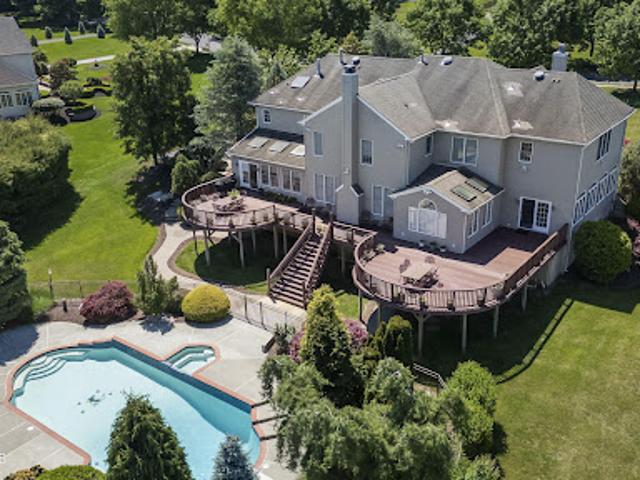 House with pool